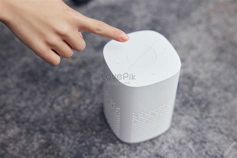 Debug Smart Speaker Close Up Picture And Hd Photos Free Download On