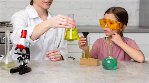 10 Simple Science Experiments For A Science Fair In School