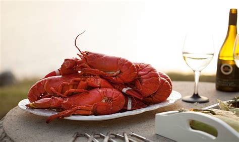Why do crustaceans turn red when cooked? [2025] | QAQooking.wiki