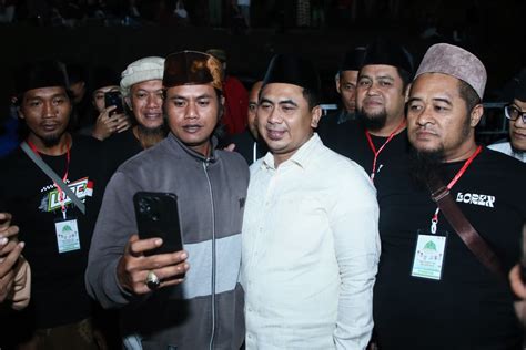 Kala Taj Yasin Berbaur Dengan Warga Selawat Bersama Ppid Jateng