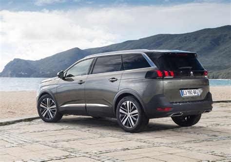 Peugeot 5008 2020 Vs 2019 Model Year Comparison