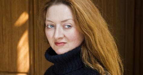 일상에 스며든 여성 혐오 차갑게 베어낸 날 선 시선