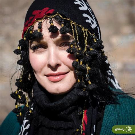 بیوگرافی و زندگی دنیا فتحی بازیگر نقش مستانه در سریال ناریا جدیدترین