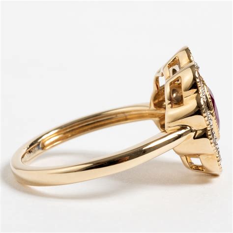 Pretty Ruby And Diamond Cluster Ring Vintage And Prestige