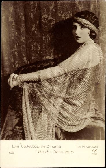 Ansichtskarte Postkarte Schauspielerin Bebe Daniels Portrait Les