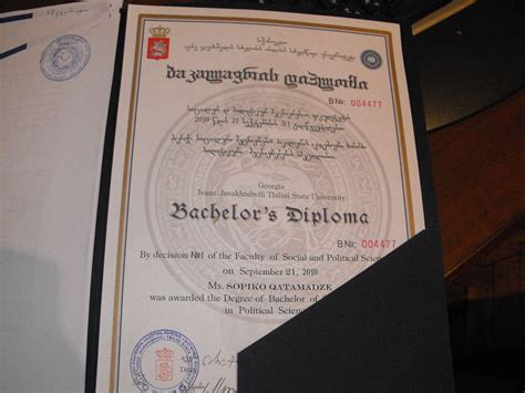 ყალბი დიპლომის დამზადების ფაქტზე ორი ადამიანი დააკავეს Netgazeti • Netgazeti Ge