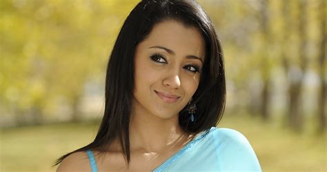 Trisha Krishnan In Transparent Saree Sex Pictures