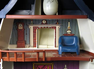 Hasbro Toys Weebles 580 Weebles Haunted House