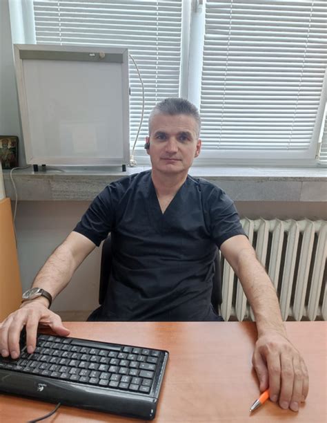 Д р Евгени Николаев дм Хирург Варна Добрич Супердок