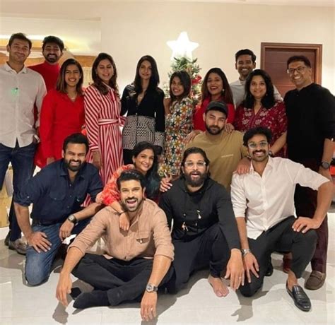 Family Of Superstars: Ram Charan and Allu Arjun come together for special group photo, fans can ...