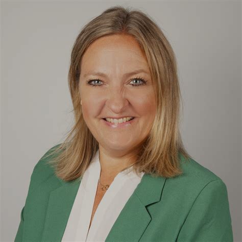 Stephanie Schaefers Instagram Twitter And Facebook On Idcrawl