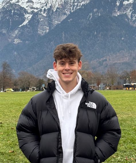 Ben Neighbour Medium