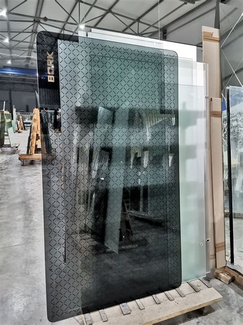 Наши работы: Печать на стекле - Гарант-Стекло