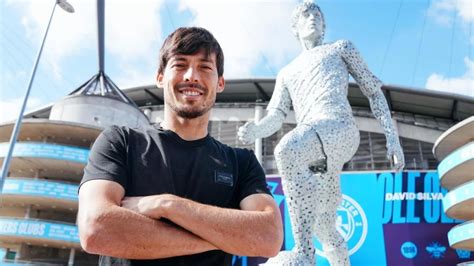David Silva Umumkan Pensiun Forum Keadilan