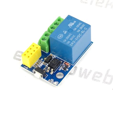 Релеен модул С Wifi Esp 01 Esp8266 2 4 Ghz 5 V 30 X 45 Mm