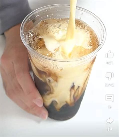 요새 유행이라는 바나나 우유 커피 링커리어 커뮤니티