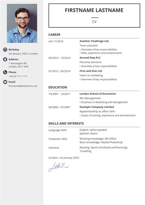 Cv Template With Focus On The Name Cvhero
