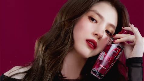 [로레알파리x한소희] 독보적 영양 케어로 결점 없는 실크 헤어 New 엑스트라오디네리 오일 체리 우드🍒 Youtube