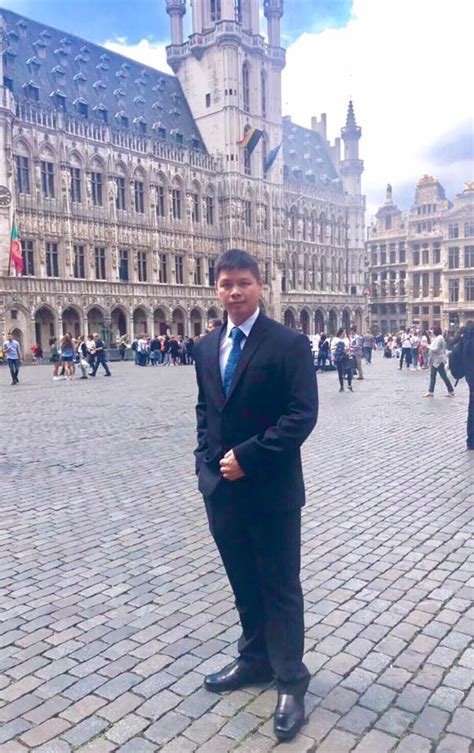 🙏🙏🙏 ขอบคุณรีวิวชุดสูทดำ ส่งมาไกลจากเบลเยี่ยม ชุดสูท สีกรมท่า สีดำ เสื้อสูท กางเกง เช่า 1000