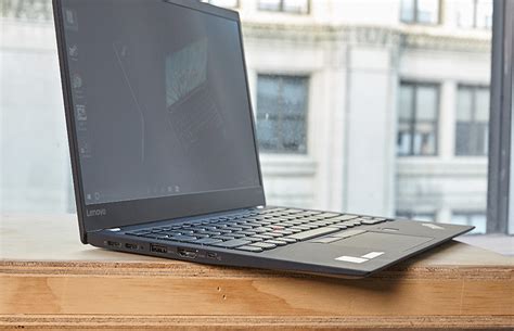 Lenovo Thinkpad X Carbon Th Gen Review Benchmarks And Specs Laptop Mag
