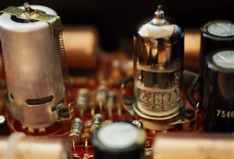 The Audio Note UK Oto Phono SE Signature Integrated Amplifier Topless With Circuit Description