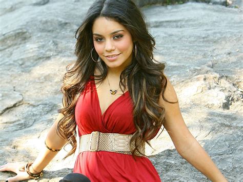 Vanessa Hudgens Wallpapers 4k Hd Vanessa Hudgens Backgrounds On