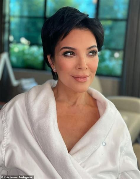 Kris Jenners Facelift Is A Fake Top Plastic Surgeon Says
