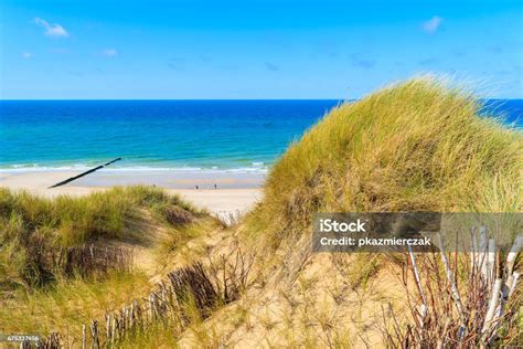 Wenningstedt 비치 랜드 아일랜드 독일에서 모래 모래 언덕 및 바다 볼 풀 경관에 대한 스톡 사진 및 기타 이미지