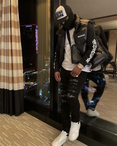 Pin By Patrick Kildea On Tight Leather Pants Cool Outfits For Men