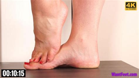 Mesmerizing Highly Arched Feet Foot Fetish 4k Mp4 Bratty Feet