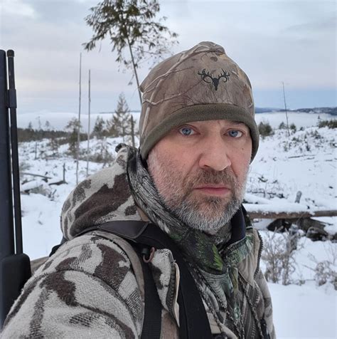 Kristy Lee Cook 6x7 Bull — 612 Yards Rifle Axis Works Facebook