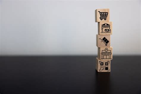 Navigating Between The Definitions Of E Commerce And Digital Marketing