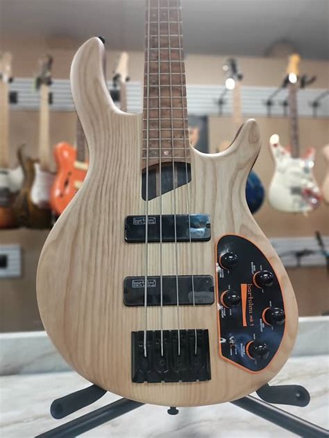 Cort Artisan Series B4 Element Open Pore Natural Reverb