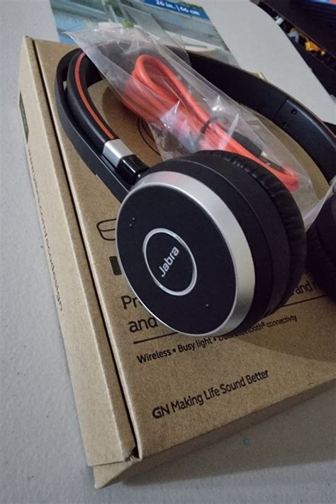 Jabra Evolve Noise Cancelling Wireless Headphone Audio Headphones Headsets On Carousell