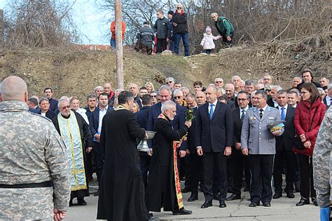 Кметът Пенчо Милков присъства на откриването на новата учебна баз