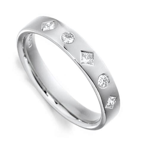 Princess And Round Diamond Wedding Ring