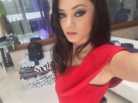 Фото Модель Shrima Malati