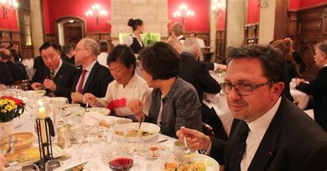 프랑스 와인 산지 부르고뉴의 천년고성에 펼쳐진 한국의 맛