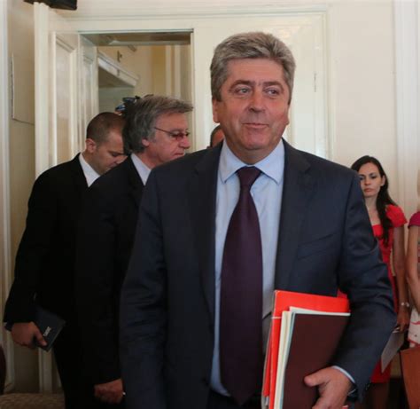 Георги Първанов Доган има знания които стратегически може да използва