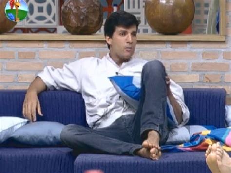 Diego Pombos Feet