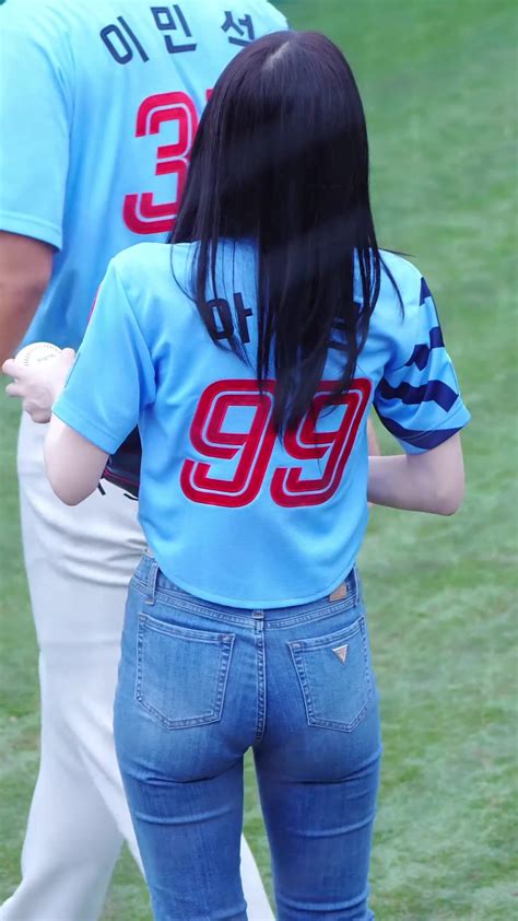 Oh My Girl Arin