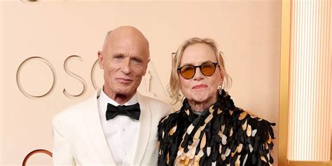 Oscars 2026 Live Updates Amy Madigan Wins 1st Award Of The Night For
