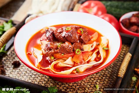 红烧牛肉面摄影图 传统美食 餐饮美食 摄影图库 昵图网