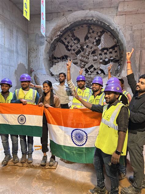 Dmrc Dc Project L Construction Tbm Dmrc Flowers Highlight