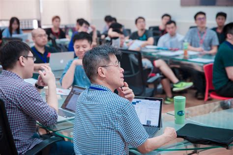 交大資工系暨系友會 歡迎邱繼弘學長於6 8帶領