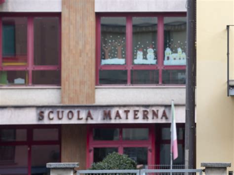 Ponte Chiasso Si Protesta Per La Chiusura Della Scuola Materna