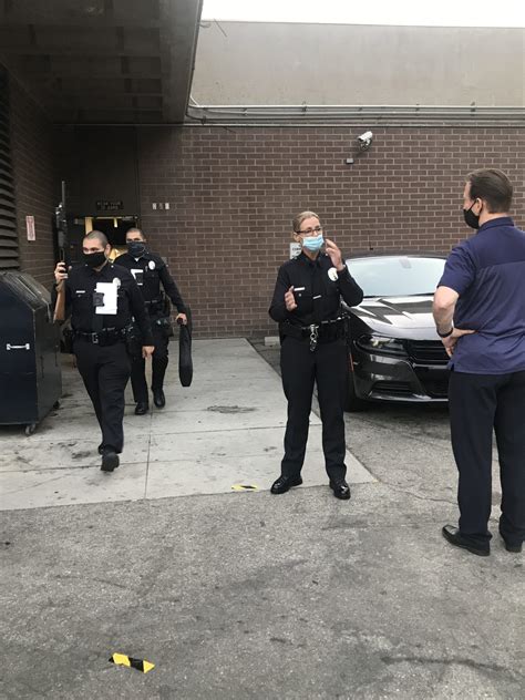 Lapd Outreach 3 Devonshire Division