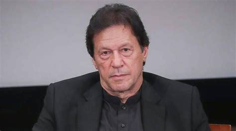 اسٹیبلشمنٹ کس طرح ملک کو مکمل معاشی تباہی کی طرف جانے دے رہی ہے؟ عمران خان