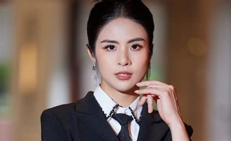 Ngọc Hân Mong Muốn Trở Thành Nữ đấu Giá Viên Của Ngành Nghệ Thuật
