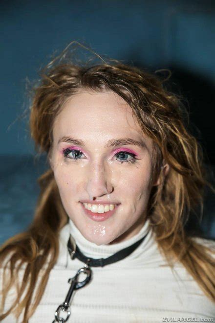 Victoria Gracen Porn Pic